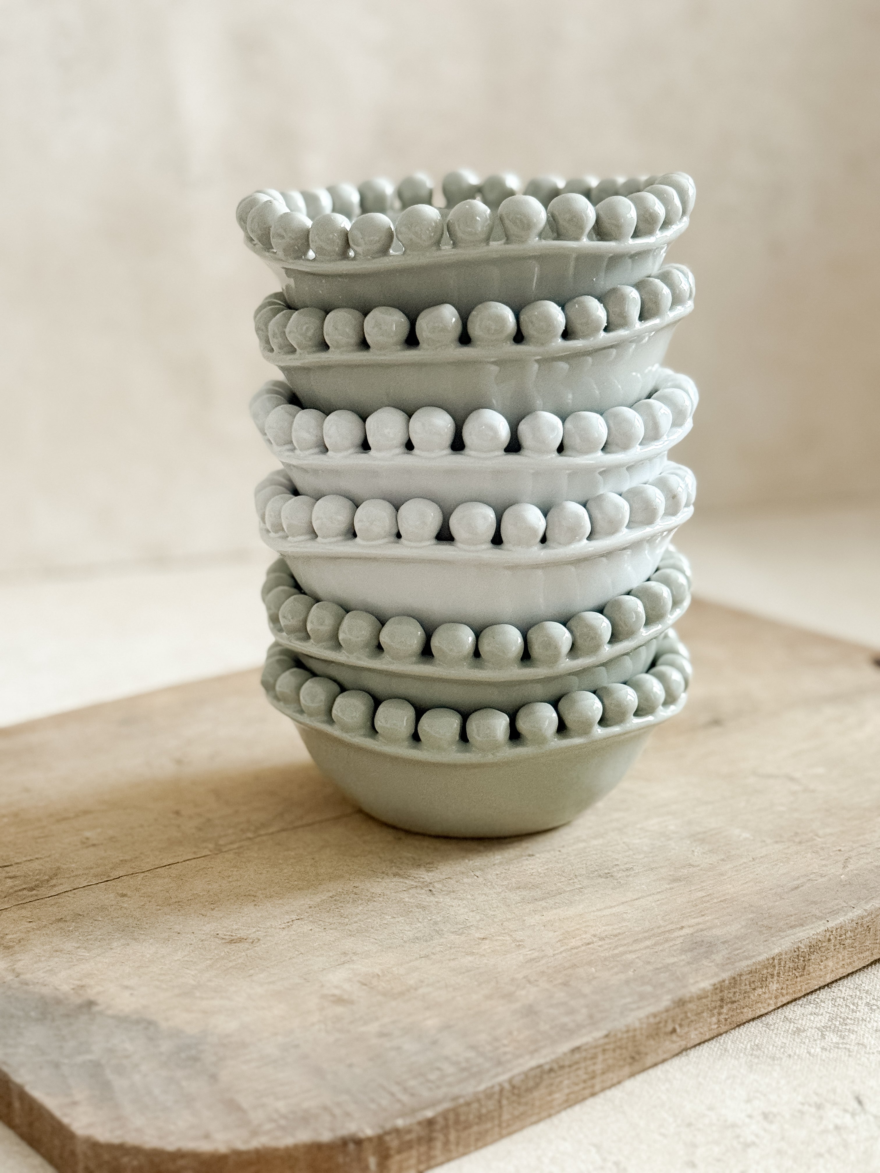 Beaded Ceramic Bowl in Grey – Cottage Home