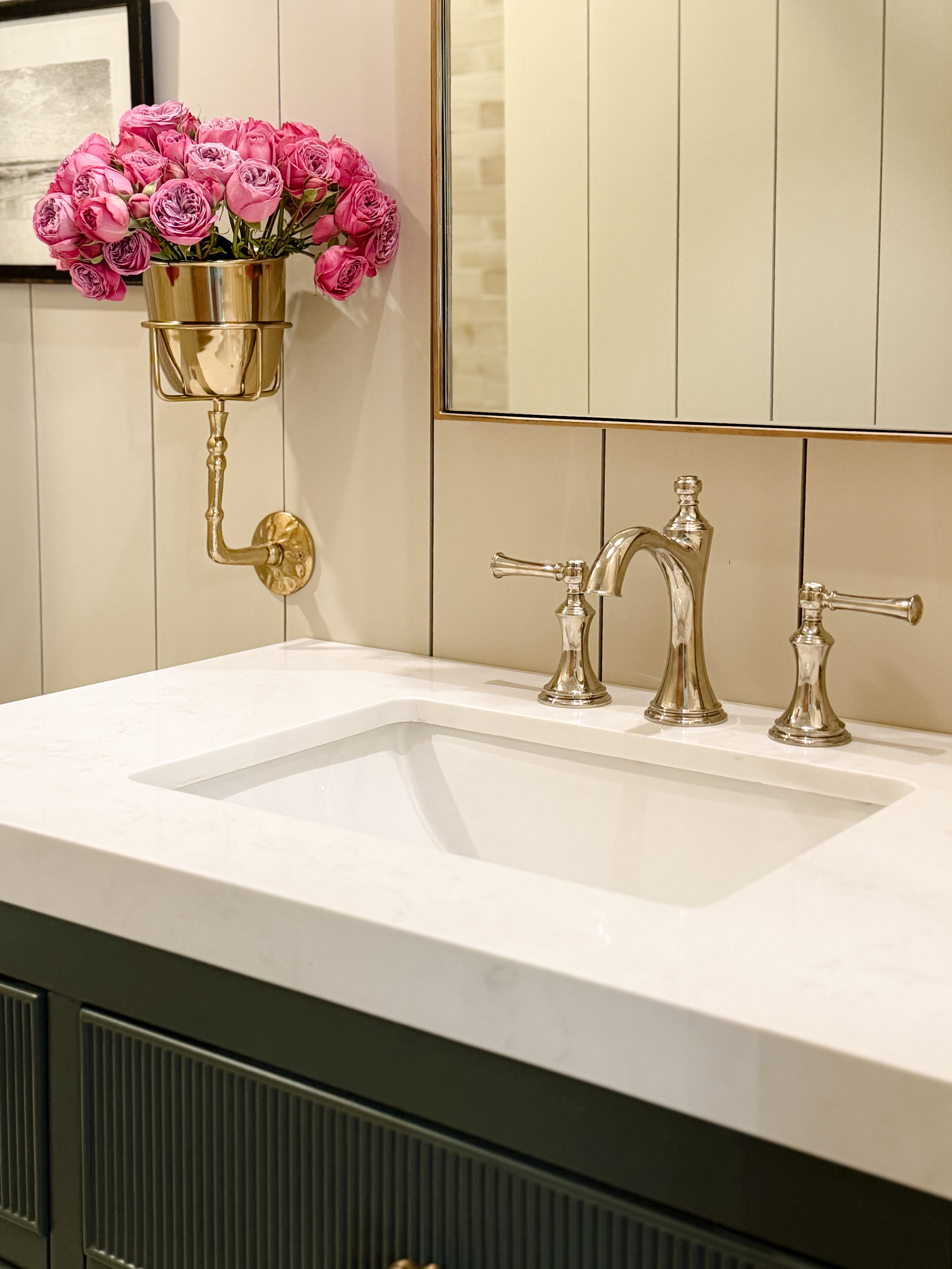 Brass Floral Wall Vessel – Cottage Home
